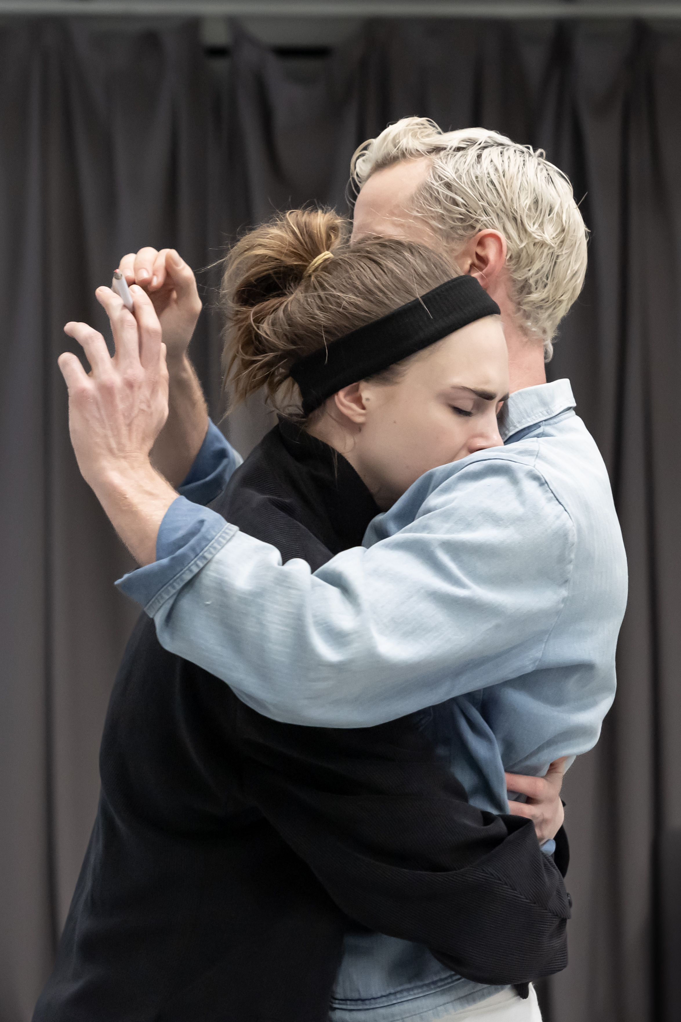 NEWS: Rehearsal Images for Cabaret Released As New Cast Members Join ...