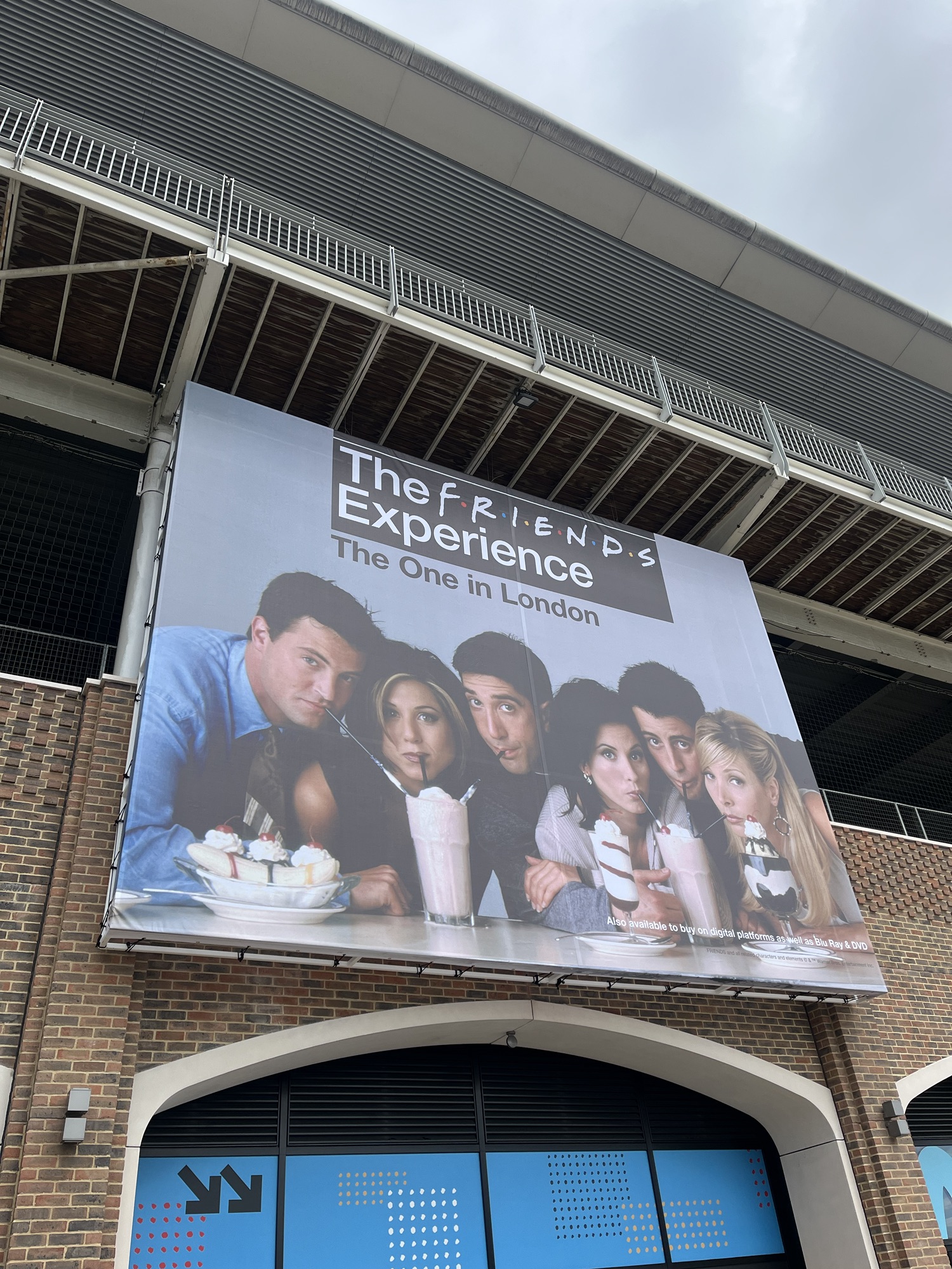 REVIEW: The Friends Experience, London ExCel – Love London Love Culture