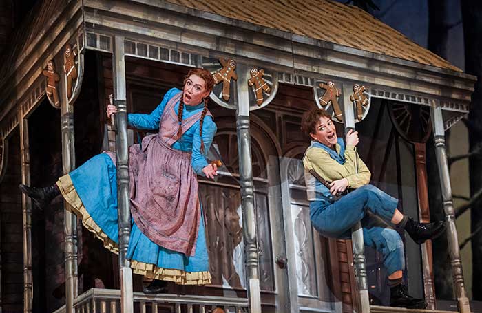 Review Round Up: Hansel and Gretel, Royal Opera House – Love London ...